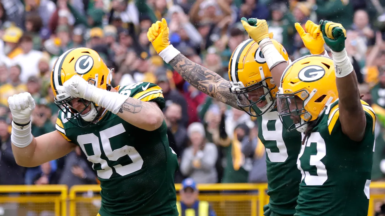 NFL REPORT: Packers new signing contract is the best...