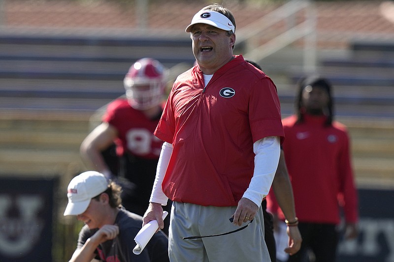 SEC football notebook: Georgia announce head coach changes........