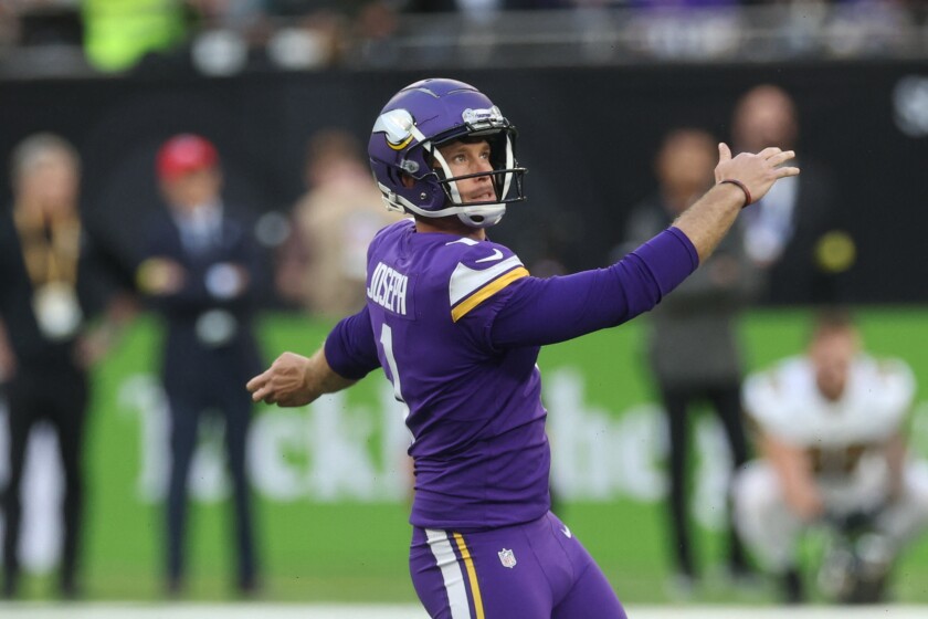 Green Bay Packers Sign K Greg Joseph...